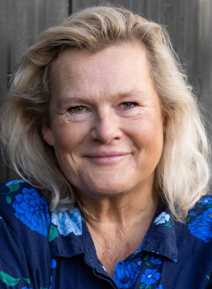 Ella Kenion – Creative Artists Management